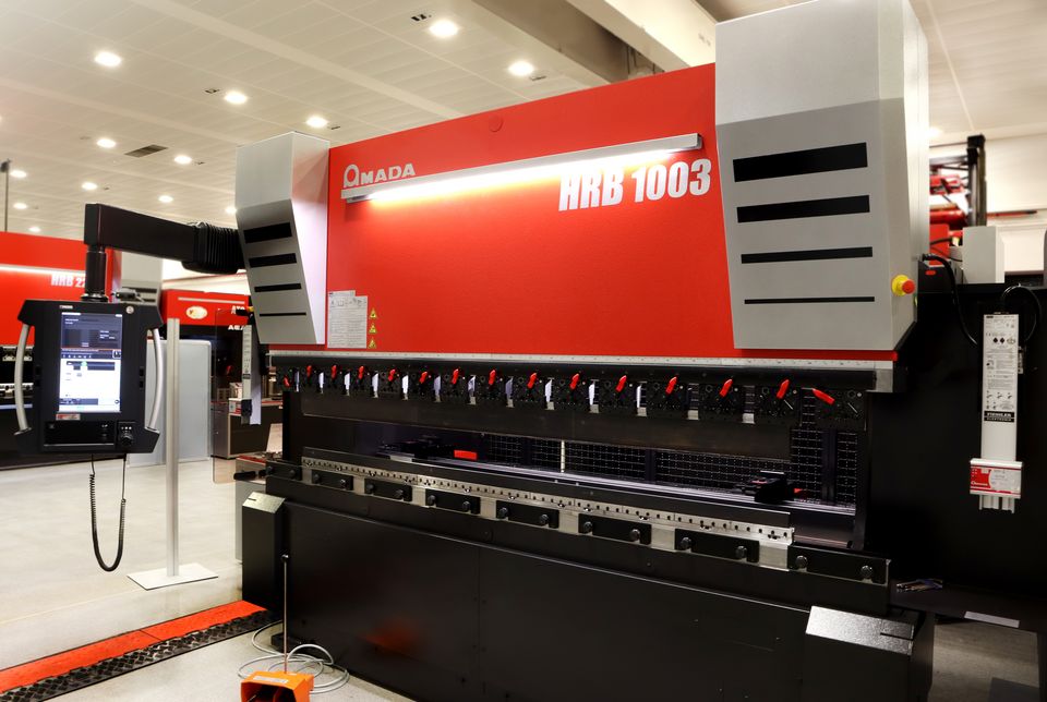 Amada’s latest HRB stand-alone press brake – MTI Magazine