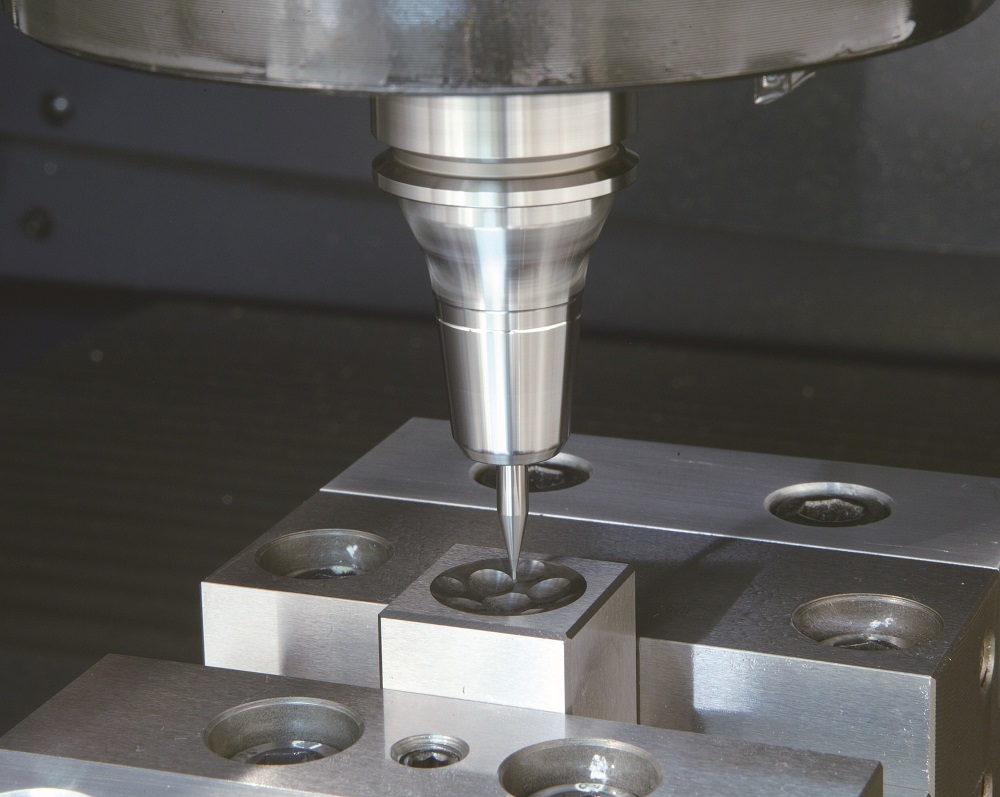 Hydraulic chuck offers runout of less than 1µm – MTI Magazine